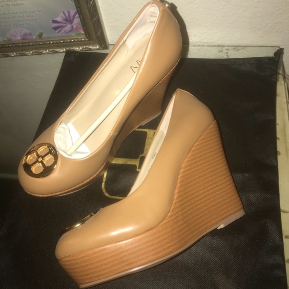 IMAN | Shoes | Iman Camel Stiletto Gold Logo Platform Wedge Heels ...